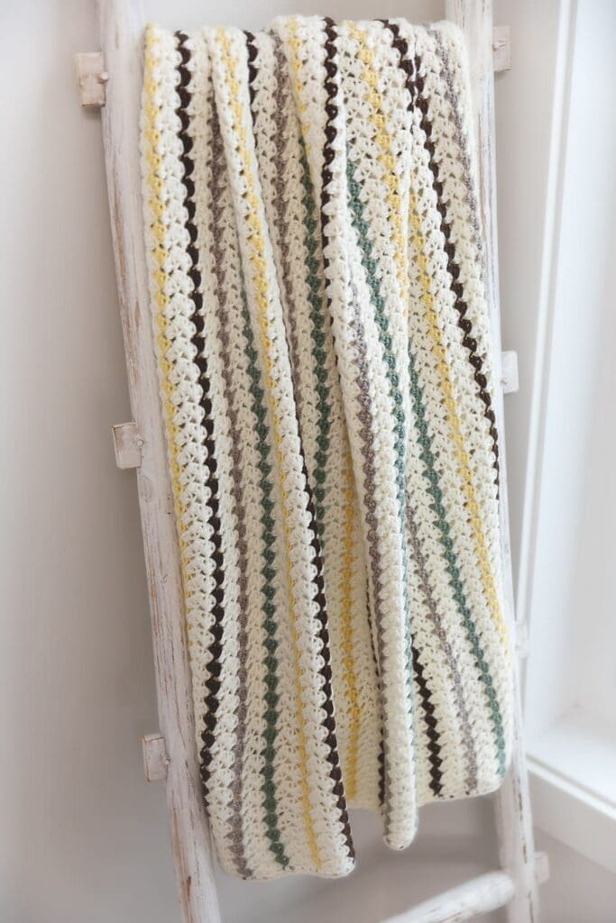 4 Color Stripe Baby Blanket Crochet Pattern - Leelee Knits
